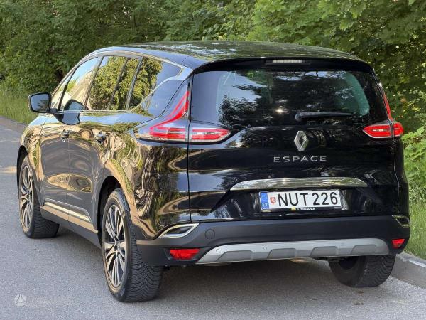 Melns Renault Espace 2017 Viļņa, ar dzinēja tilpumu 1.60 L un nobraukumu 255 tūkst. km par 13000 €, foto 3 vietnē AUTOMOTO.COM.LV