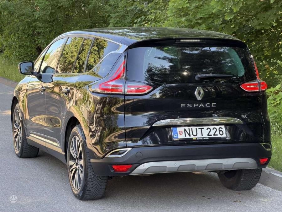 Black Renault Espace 2017 in Vilnius, with an engine capacity of 1.60 L and mileage of 255 thousand km for 13000 €, photo 4 on AUTOMOTO.COM.LV