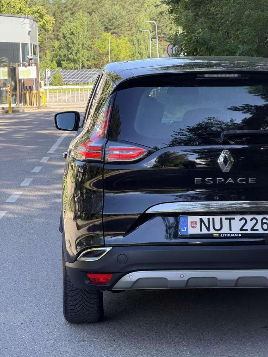 Black Renault Espace 2017 in Vilnius, with an engine capacity of 1.60 L and mileage of 255 thousand km for 13000 €, photo 6 on AUTOMOTO.COM.LV
