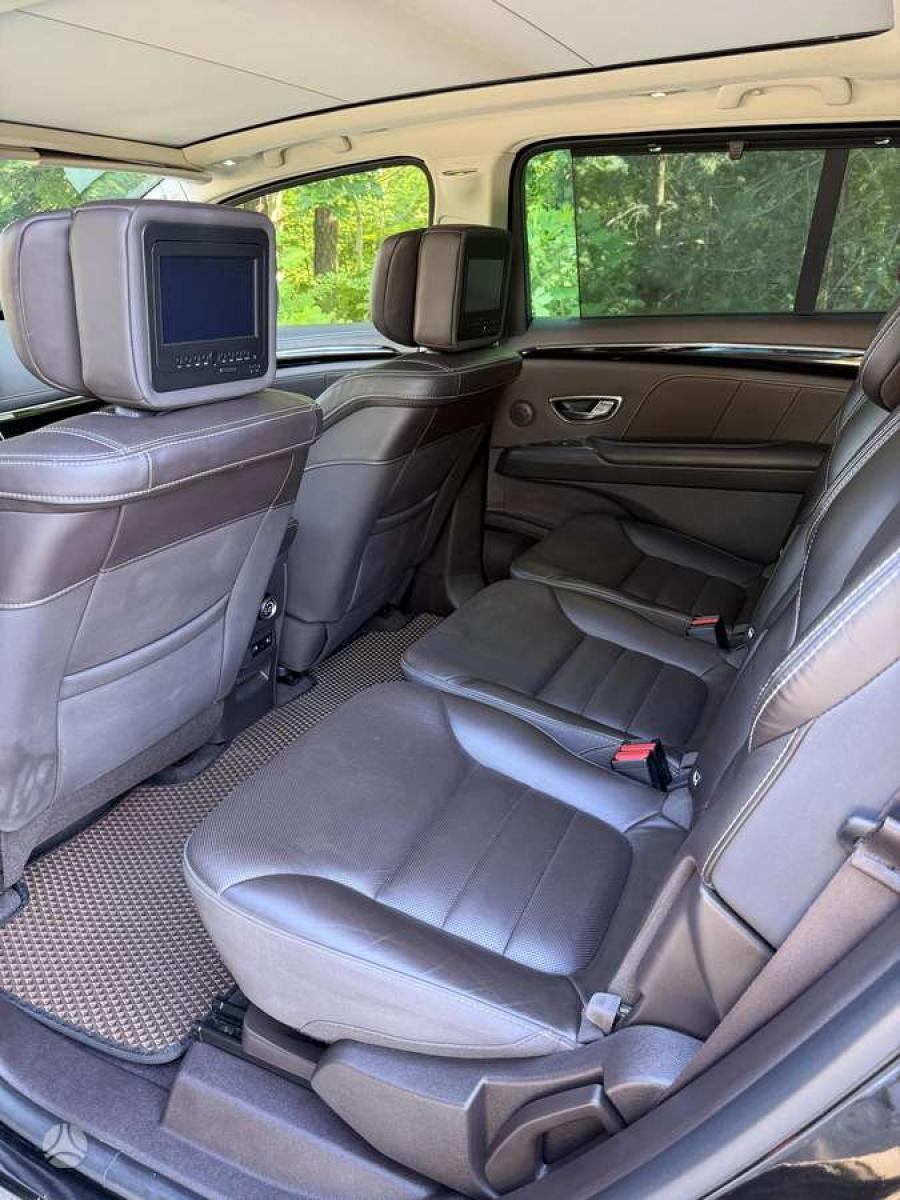 Black Renault Espace 2017 in Vilnius, with an engine capacity of 1.60 L and mileage of 255 thousand km for 13000 €, photo 31 on AUTOMOTO.COM.LV