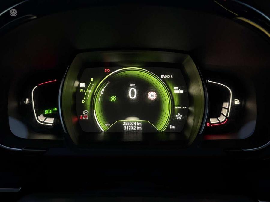 Black Renault Espace 2017 in Vilnius, with an engine capacity of 1.60 L and mileage of 255 thousand km for 13000 €, photo 35 on AUTOMOTO.COM.LV