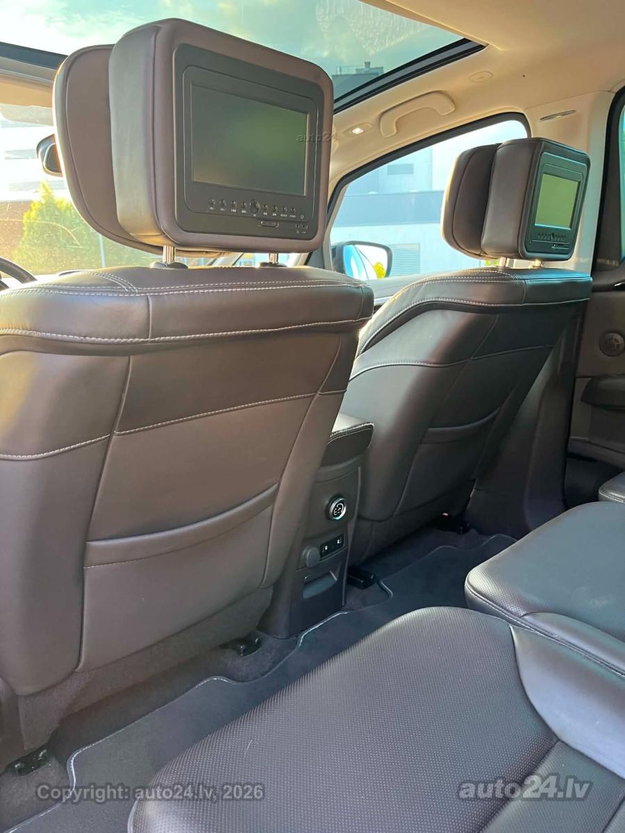 Black Renault Espace 2017 in Tartu, with an engine capacity of 1.60 L and mileage of 220 thousand km for 10990 €, photo 15 on AUTOMOTO.COM.LV