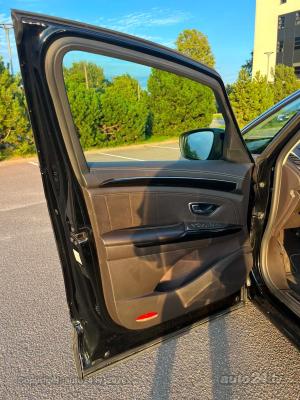 Black Renault Espace 2017 in Tartu, with an engine capacity of 1.60 L and mileage of 220 thousand km for 10990 €, photo 16 on AUTOMOTO.COM.LV
