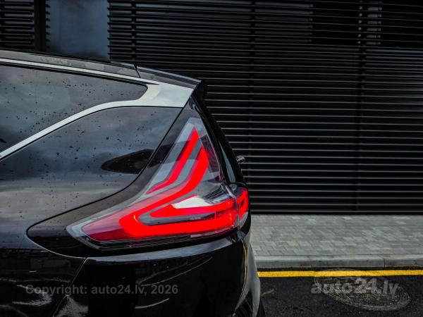 Melns Renault Espace 2017 Pērnava, ar dzinēja tilpumu 1.60 L un nobraukumu 180 tūkst. km par 12900 €, foto 6 vietnē AUTOMOTO.COM.LV
