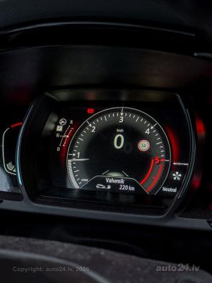 Melns Renault Espace 2017 Pērnava, ar dzinēja tilpumu 1.60 L un nobraukumu 180 tūkst. km par 12900 €, foto 10 vietnē AUTOMOTO.COM.LV