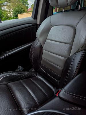 Melns Renault Espace 2017 Pērnava, ar dzinēja tilpumu 1.60 L un nobraukumu 180 tūkst. km par 12900 €, foto 12 vietnē AUTOMOTO.COM.LV