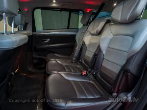 Melns Renault Espace 2017 Pērnava, ar dzinēja tilpumu 1.60 L un nobraukumu 180 tūkst. km par 12900 €, foto 15 vietnē AUTOMOTO.COM.LV