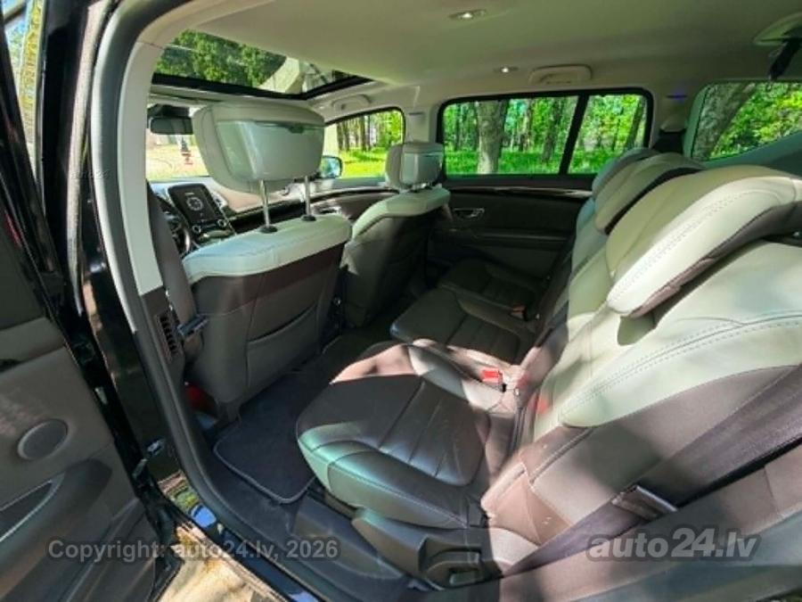 Black Renault Espace 2018 in Tallinn, with an engine capacity of 1.60 L and mileage of 257 thousand km for 10900 €, photo 13 on AUTOMOTO.COM.LV