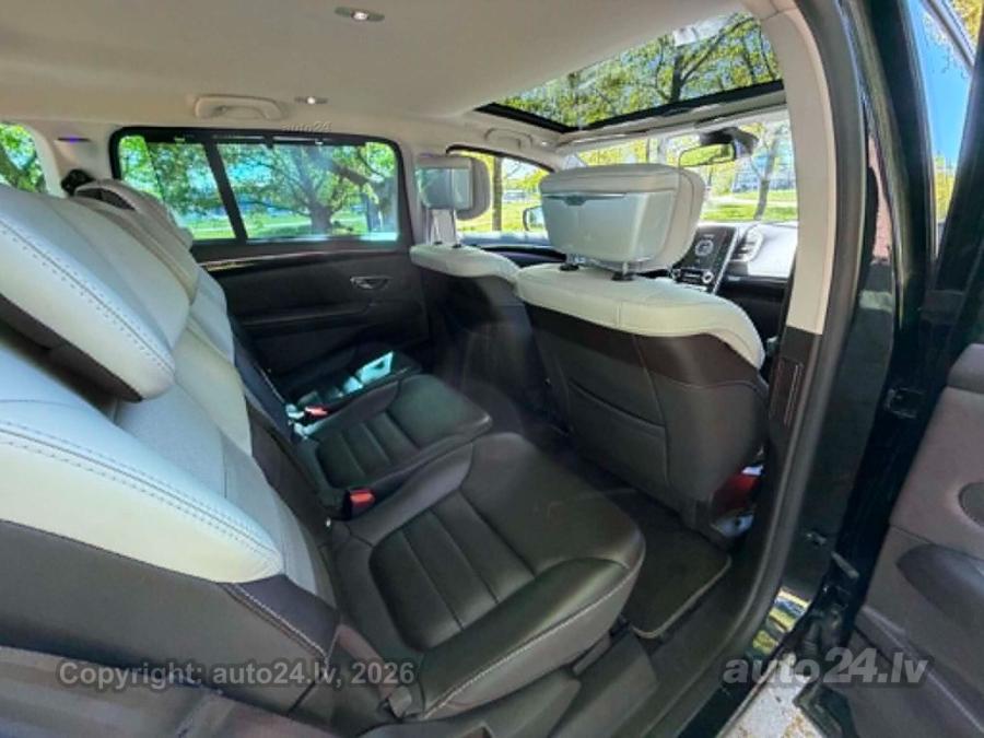 Black Renault Espace 2018 in Tallinn, with an engine capacity of 1.60 L and mileage of 257 thousand km for 10900 €, photo 14 on AUTOMOTO.COM.LV
