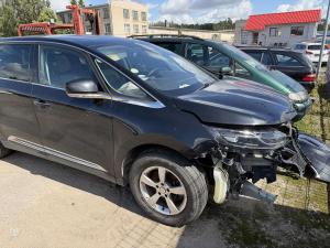 Black Renault Espace 2018 in Radviliskis, with an engine capacity of 1.60 L and mileage of 293 thousand km for 3300 €, photo 3 on AUTOMOTO.COM.LV