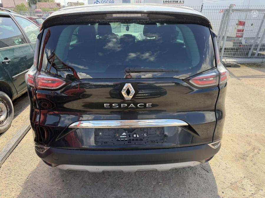 Black Renault Espace 2018 in Radviliskis, with an engine capacity of 1.60 L and mileage of 293 thousand km for 3300 €, photo 5 on AUTOMOTO.COM.LV