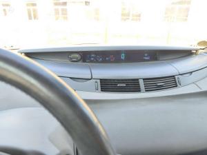 Black Renault Espace 2005 in Panevezys, with an engine capacity of 2.19 L and mileage of 370 thousand km for 500 €, photo 10 on AUTOMOTO.COM.LV
