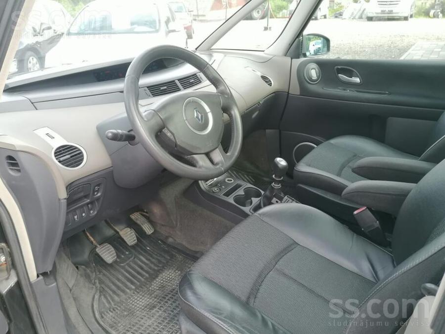 Black Renault Espace 2006 in Valmiera, with an engine capacity of 2.00 L and mileage of 285 thousand km for 3750 €, photo 18 on AUTOMOTO.COM.LV