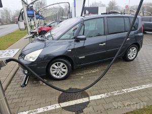Melns Renault Espace 2007 Rīga, ar dzinēja tilpumu 2.00 L un nobraukumu 340 tūkst. km par 2200 €, foto  vietnē AUTOMOTO.COM.LV