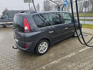 Melns Renault Espace 2007 Rīga, ar dzinēja tilpumu 2.00 L un nobraukumu 340 tūkst. km par 2200 €, foto 4 vietnē AUTOMOTO.COM.LV