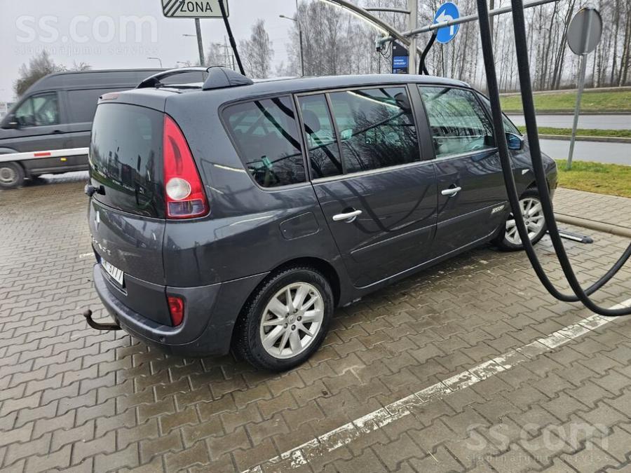 Melns Renault Espace 2007 Rīga, ar dzinēja tilpumu 2.00 L un nobraukumu 340 tūkst. km par 2200 €, foto 4 vietnē AUTOMOTO.COM.LV