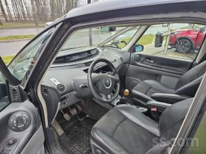 Melns Renault Espace 2007 Rīga, ar dzinēja tilpumu 2.00 L un nobraukumu 340 tūkst. km par 2200 €, foto 6 vietnē AUTOMOTO.COM.LV