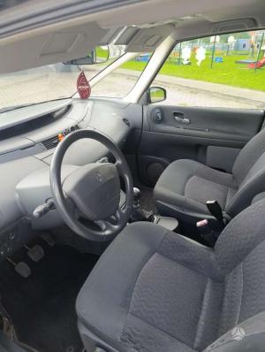 Melns Renault Espace 2007 Kauņa, ar dzinēja tilpumu 2.00 L un nobraukumu 160 tūkst. km par 2000 €, foto 6 vietnē AUTOMOTO.COM.LV