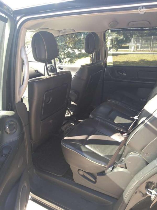 Black Renault Espace 2009 in Siauliai, with an engine capacity of 2.00 L and mileage of 539 thousand km for 2100 €, photo 11 on AUTOMOTO.COM.LV