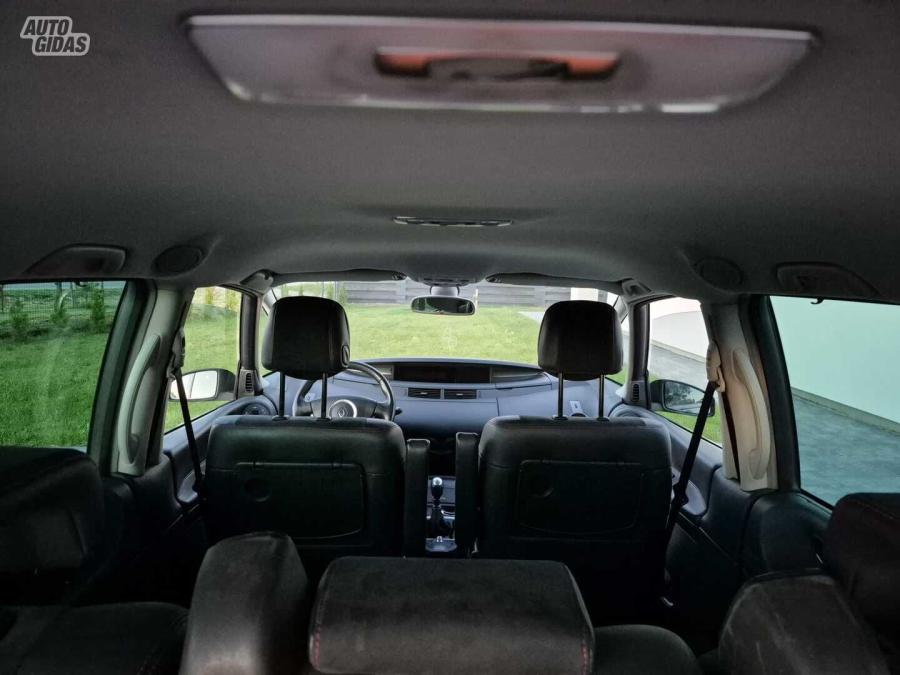 Black Renault Espace 2009 in Vilnius, with an engine capacity of 2.00 L and mileage of 290 thousand km for 2550 €, photo 10 on AUTOMOTO.COM.LV