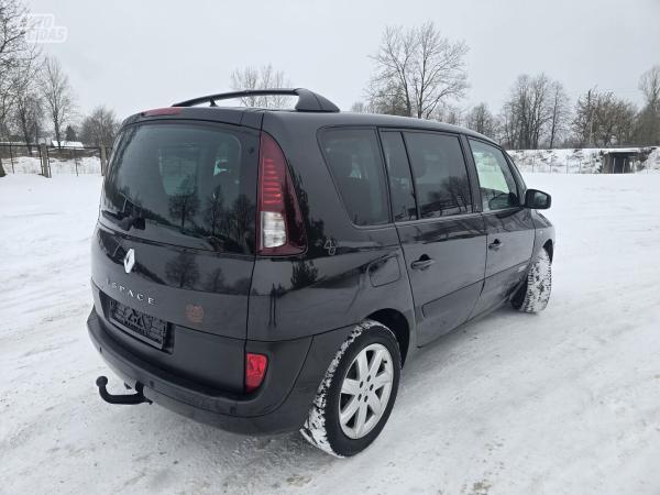 Melns Renault Espace 2010 Jurbarkas, ar dzinēja tilpumu 2.00 L un nobraukumu 239 tūkst. km par 3200 €, foto 4 vietnē AUTOMOTO.COM.LV