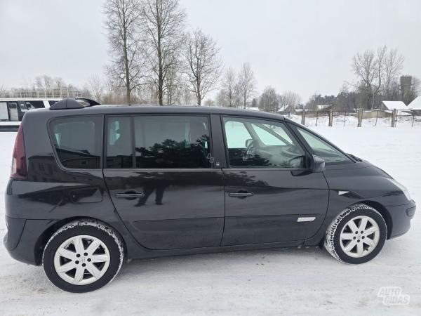 Melns Renault Espace 2010 Jurbarkas, ar dzinēja tilpumu 2.00 L un nobraukumu 239 tūkst. km par 3200 €, foto 8 vietnē AUTOMOTO.COM.LV
