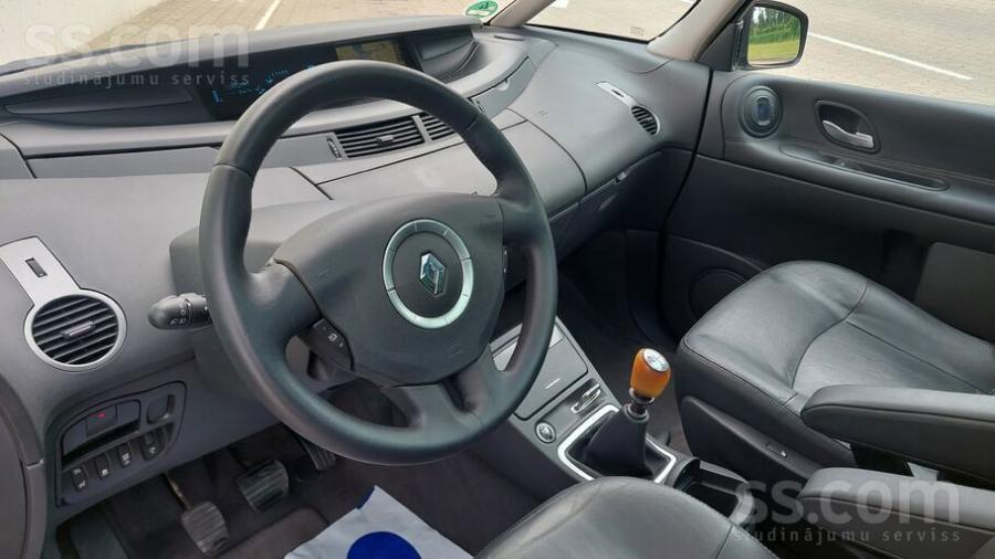 Melns Renault Espace 2010 Rīga, ar dzinēja tilpumu 2.00 L un nobraukumu 283 tūkst. km par 4950 €, foto 4 vietnē AUTOMOTO.COM.LV