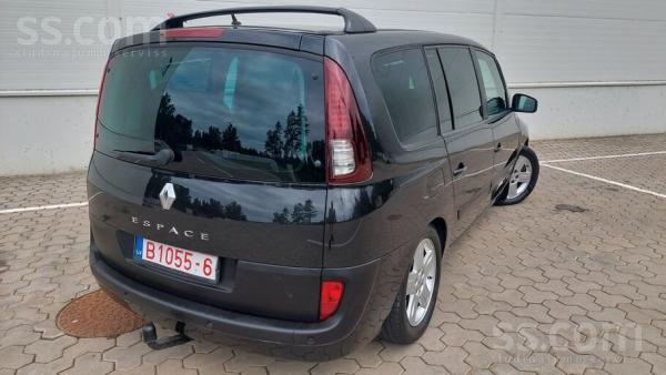 Black Renault Espace 2010 in Riga, with an engine capacity of 2.00 L and mileage of 283 thousand km for 4950 €, photo 5 on AUTOMOTO.COM.LV