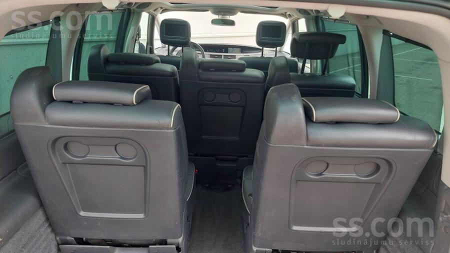Melns Renault Espace 2010 Rīga, ar dzinēja tilpumu 2.00 L un nobraukumu 283 tūkst. km par 4950 €, foto 28 vietnē AUTOMOTO.COM.LV