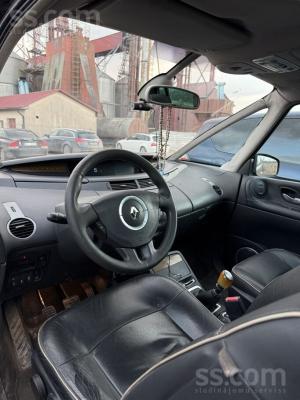 Melns Renault Espace 2010 Jelgava, ar dzinēja tilpumu 2.00 L un nobraukumu 360 tūkst. km par 2900 €, foto 3 vietnē AUTOMOTO.COM.LV