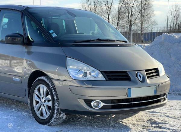 Black Renault Espace 2011 in Taurage, with an engine capacity of 2.00 L and mileage of 277 thousand km for 3400 €, photo 5 on AUTOMOTO.COM.LV