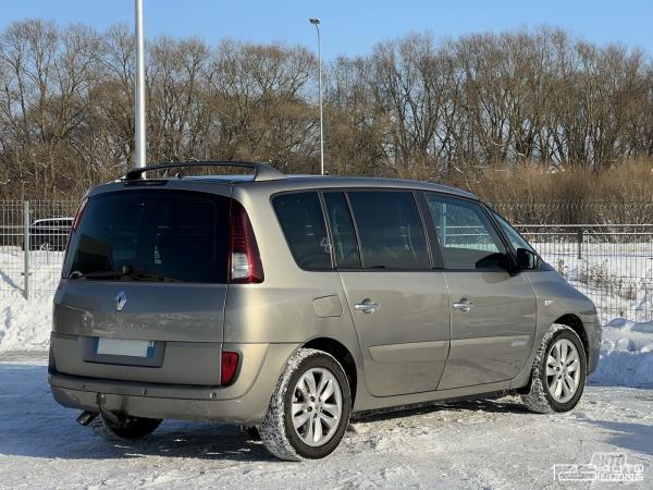 Melns Renault Espace 2011 Tauragė, ar dzinēja tilpumu 2.00 L un nobraukumu 277 tūkst. km par 3400 €, foto 6 vietnē AUTOMOTO.COM.LV