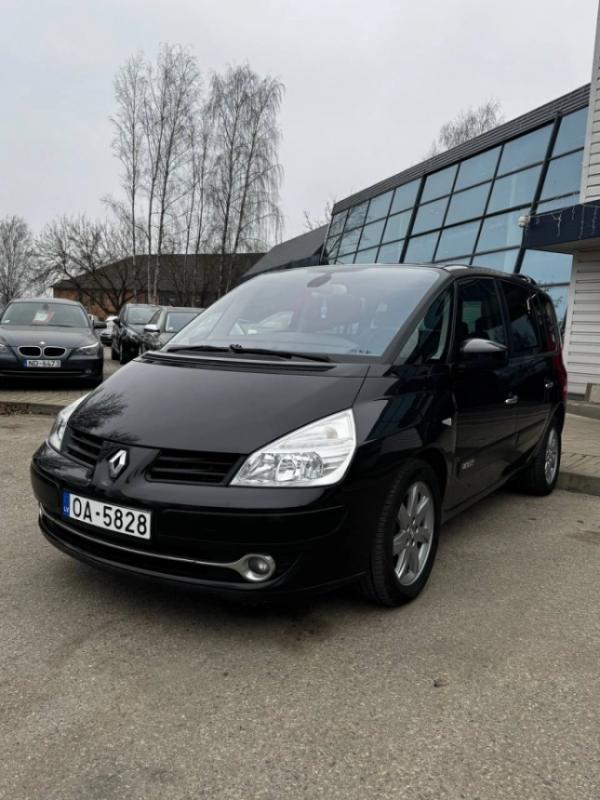 Black Renault Espace 2011 in Riga, with an engine capacity of 2.00 L and mileage of 227 thousand km for 5750 €, photo 1 on AUTOMOTO.COM.LV