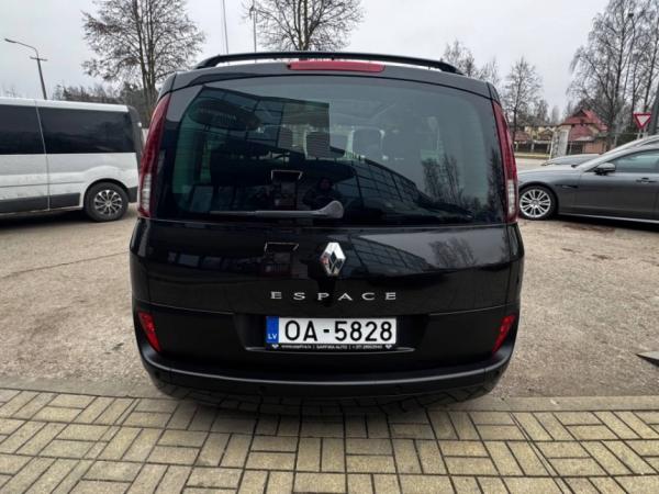 Black Renault Espace 2011 in Riga, with an engine capacity of 2.00 L and mileage of 227 thousand km for 5750 €, photo 7 on AUTOMOTO.COM.LV