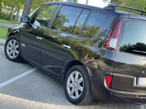 Melns Renault Espace 2011 Rīga, ar dzinēja tilpumu 2.00 L un nobraukumu 221 tūkst. km par 3900 €, foto 11 vietnē AUTOMOTO.COM.LV