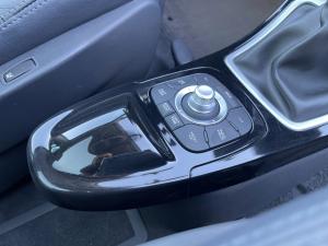 Melns Renault Espace 2011 Rīga, ar dzinēja tilpumu 2.00 L un nobraukumu 221 tūkst. km par 3900 €, foto 30 vietnē AUTOMOTO.COM.LV