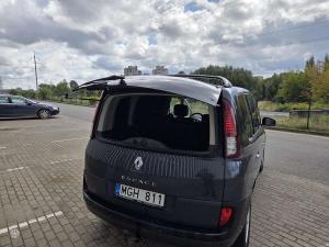 Black Renault Espace 2011 in Vilnius, with an engine capacity of 2.00 L and mileage of 200 thousand km for 2899 €, photo 9 on AUTOMOTO.COM.LV