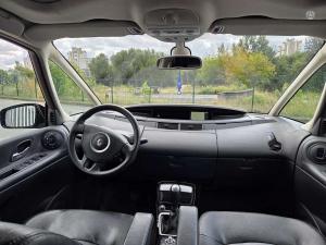 Black Renault Espace 2011 in Vilnius, with an engine capacity of 2.00 L and mileage of 200 thousand km for 2899 €, photo 11 on AUTOMOTO.COM.LV