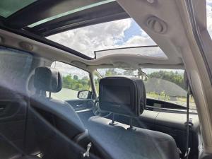 Black Renault Espace 2011 in Vilnius, with an engine capacity of 2.00 L and mileage of 200 thousand km for 2899 €, photo 12 on AUTOMOTO.COM.LV