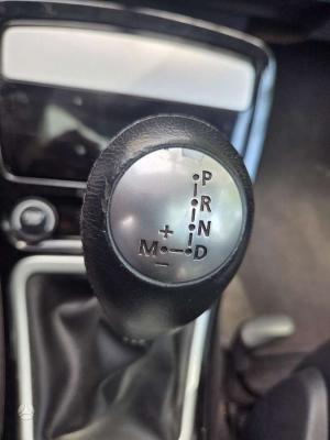 Black Renault Espace 2011 in Vilnius, with an engine capacity of 2.00 L and mileage of 200 thousand km for 2899 €, photo 17 on AUTOMOTO.COM.LV