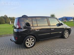 Black Renault Espace 2011 in Riga, with an engine capacity of 2.00 L and mileage of 258 thousand km for 4750 €, photo 4 on AUTOMOTO.COM.LV