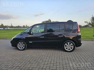 Black Renault Espace 2011 in Riga, with an engine capacity of 2.00 L and mileage of 258 thousand km for 4750 €, photo 7 on AUTOMOTO.COM.LV