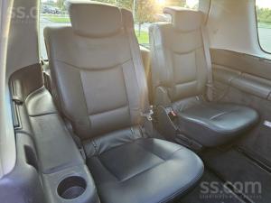 Black Renault Espace 2011 in Riga, with an engine capacity of 2.00 L and mileage of 258 thousand km for 4750 €, photo 9 on AUTOMOTO.COM.LV