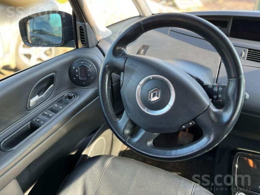 Black Renault Espace 2014 in Riga, with an engine capacity of 2.00 L and mileage of 436 thousand km for 3000 €, photo 14 on AUTOMOTO.COM.LV