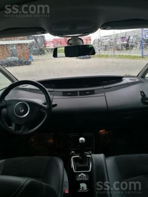Melns Renault Espace 2014 Valka, ar dzinēja tilpumu 2.00 L un nobraukumu 270 tūkst. km par 4900 €, foto 8 vietnē AUTOMOTO.COM.LV