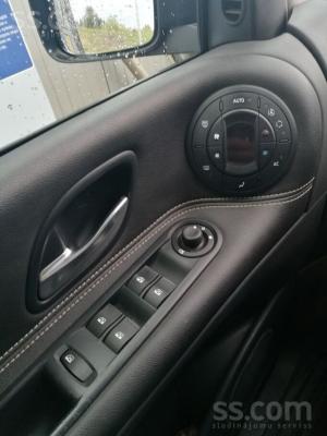 Melns Renault Espace 2014 Valka, ar dzinēja tilpumu 2.00 L un nobraukumu 270 tūkst. km par 4900 €, foto 13 vietnē AUTOMOTO.COM.LV
