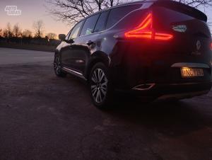 Black Renault Espace 2015 in Joniskis, with an engine capacity of 1.60 L and mileage of 323 thousand km for 10500 €, photo 7 on AUTOMOTO.COM.LV