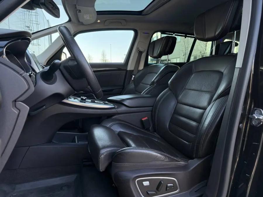 Melns Renault Espace 2015 Rīga, ar dzinēja tilpumu 1.60 L un nobraukumu 195 tūkst. km par 10500 €, foto 15 vietnē AUTOMOTO.COM.LV