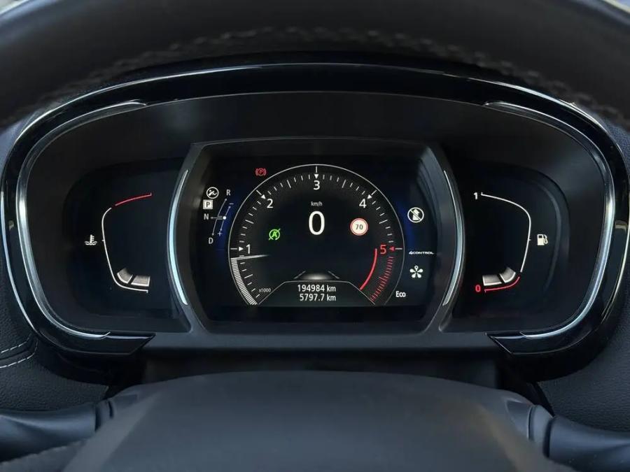 Melns Renault Espace 2015 Rīga, ar dzinēja tilpumu 1.60 L un nobraukumu 195 tūkst. km par 10500 €, foto 22 vietnē AUTOMOTO.COM.LV