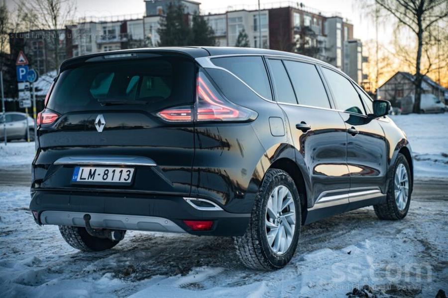 Melns Renault Espace 2016 Rīga, ar dzinēja tilpumu 1.60 L un nobraukumu 0 tūkst. km par 8990 €, foto 4 vietnē AUTOMOTO.COM.LV
